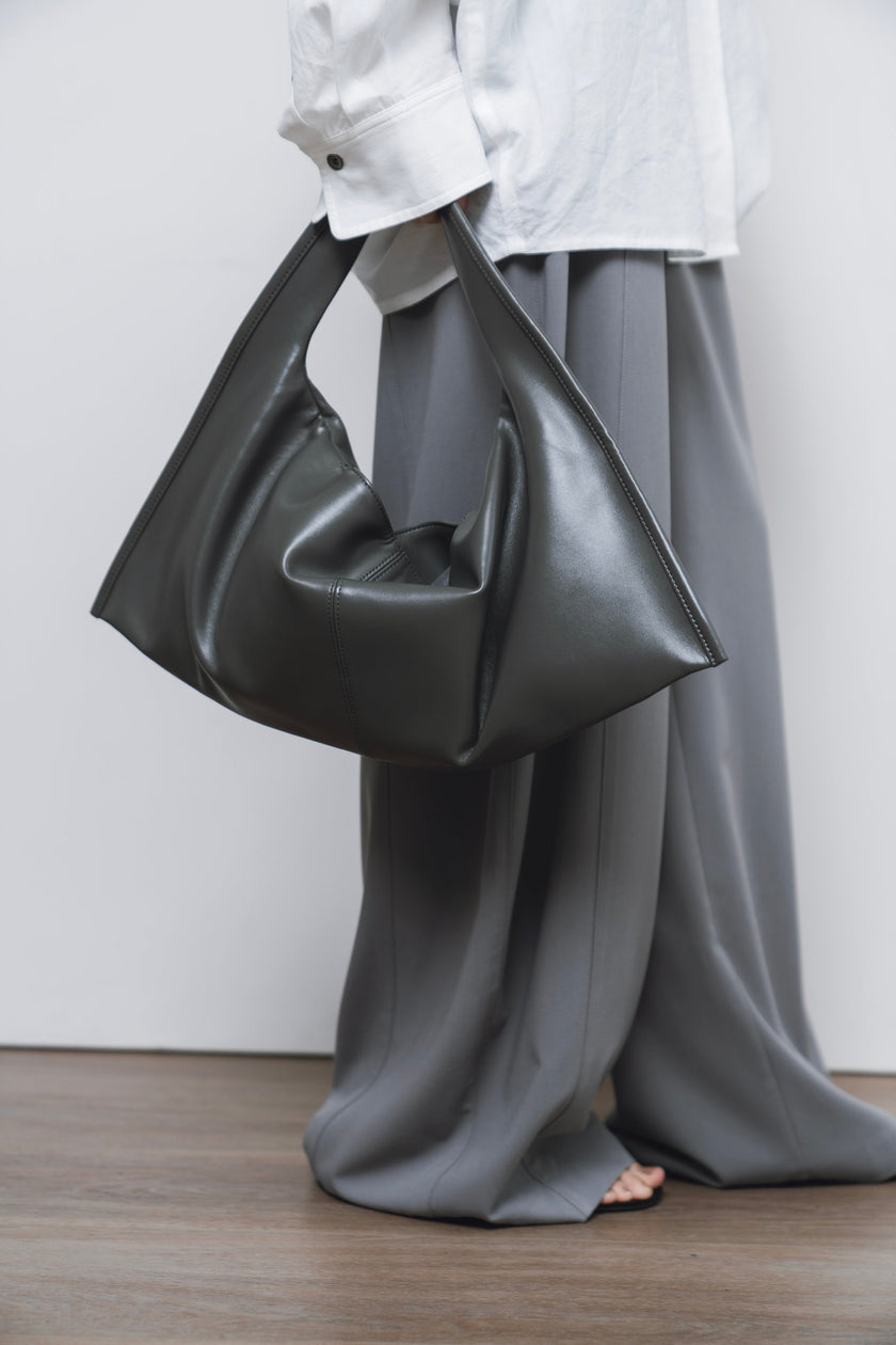 All Grey Edit – ROSCOE